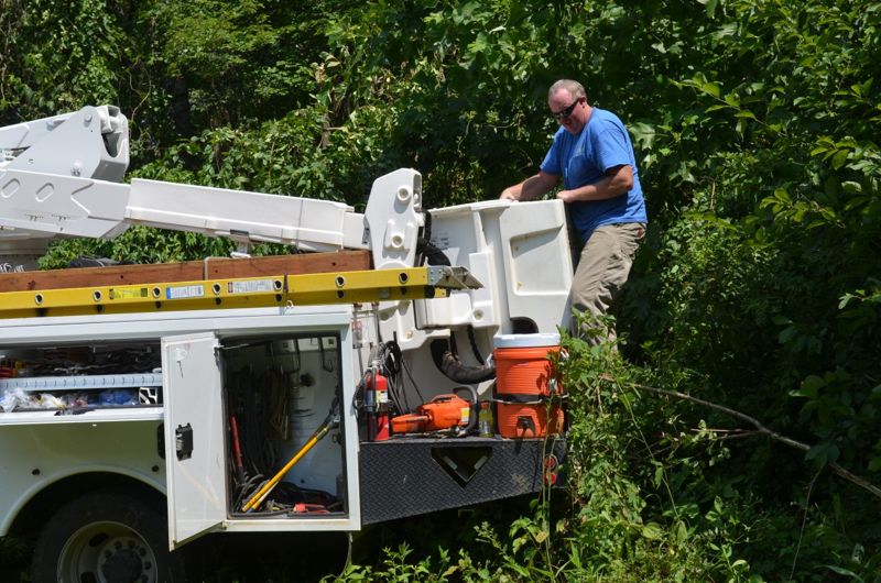 CVEC & Backup Crews Working To Clear Last Remaining Outages - Blue ...