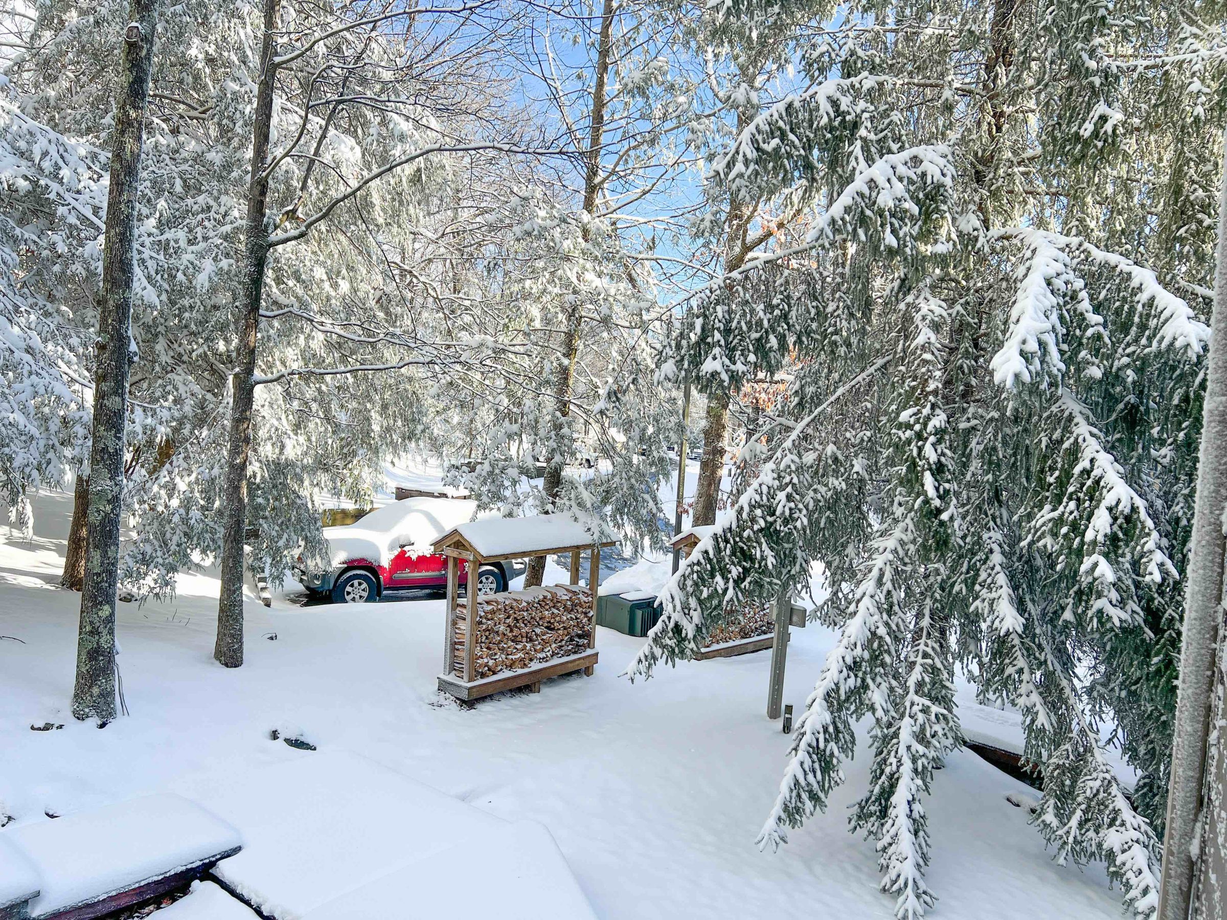 Significant Snowfall Hits The Blue Ridge Of Central Virginia - Blue ...